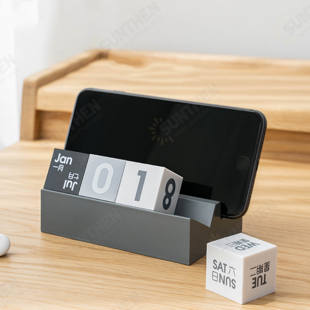 2020 Creative Plastic Square Desk Calendar Desktop Decoration Flip ...